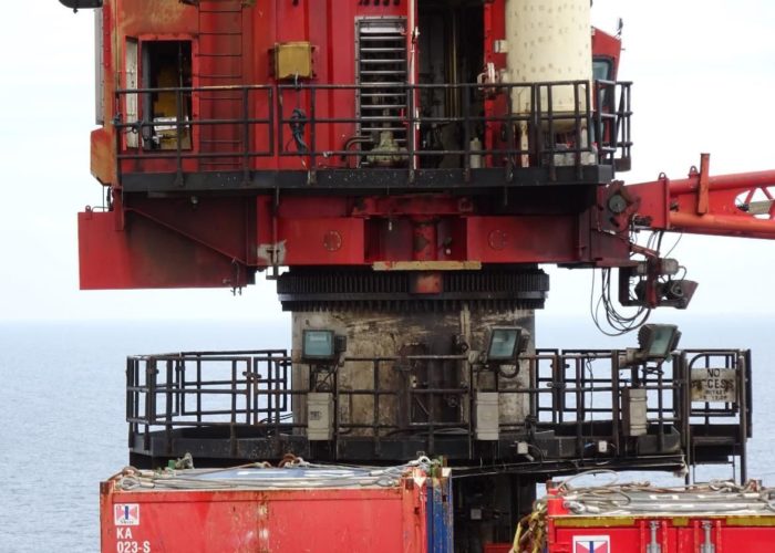 Clyde Platform West & East Crane Pedestal Cutting and Weld Prepping ...